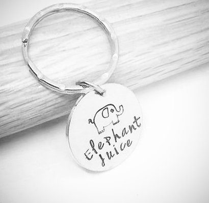 Cute Personalised Trolley Coin Keyring Elephant Shape , Metal Business Keyrings