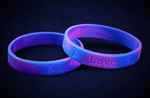 Embossed Printed Silicone Wristbands With Colour Mixture , Customizable Silicone Bracelets
