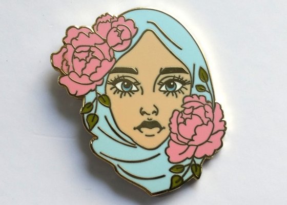 Colorfull Cream Sheaped Lapel Pins Custom No Minimum Gold Plating
