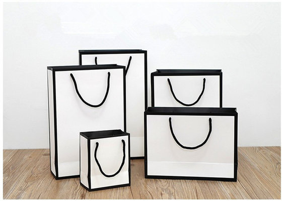 OEM / ODM Nordic Style White Paper Shopping Bags With Custom Logo