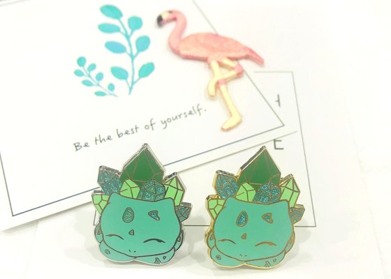 Loverly Green Tortoise Shaped Customized Enamel Laple Pins With Glitter Color