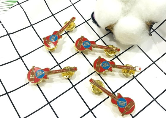 Delicate Guitar Shaped Gold Plating Custom Enamel Badges No Minimum Order