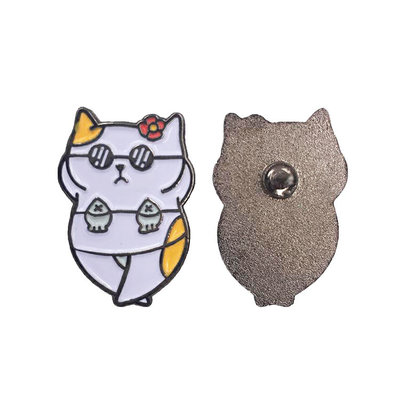 Soft Enamel Custom Cute Cat Lapel Pins Small Quantity With Zinc Alloy Material