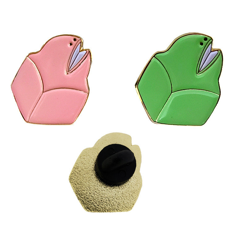 Frog Shaped Custom Soft Enamel Lapel Pins  With Different Colors