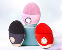 Multi - Level Silicone Facial Cleansing Brush With 3 Kinds Indicator Lights