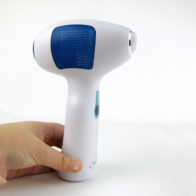 Diode Laser IPL SHR Hair Removal Machine With Acne Scar Laser Treatment