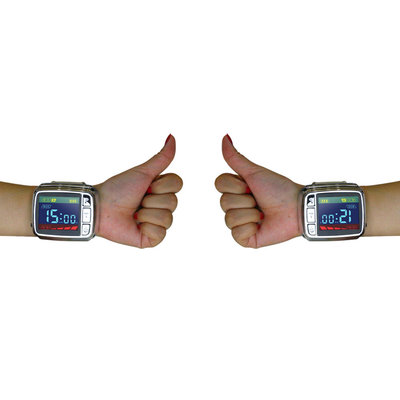 Wrist type portable high blood pressure treating equipment 650nm laser therapy device