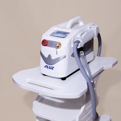 Medical CE and ROHS q switched nd yag laser all colors tattoo removal machine with low price supplier