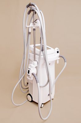 Multi-function full body vertical pulse mode vacuum machine for facial liftin Vacuum+RF+IR Laser+Roller+Cavitation supplier