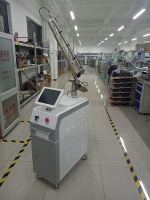 1064 / 532nm 1200W  Nd Yag laser tatoo removal machine / pigmentation removal 6ns Pulse Width