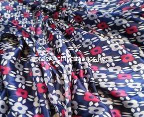 China Floral printed taffeta fabric supplier