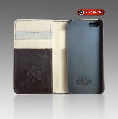 Shockproof Wallet Cell Phone Cases Pu Leather Eco-Friendly For iPhone 5