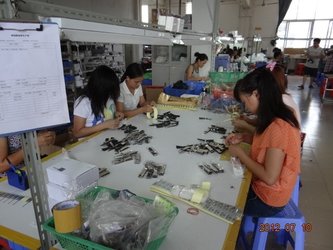 China Silicone Rubber Products Online Market factory production line