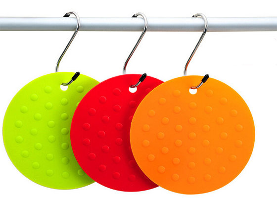 Easy Hang Round Shape Silicone Kitchen Tools Diameter 17cm For Restaurant
