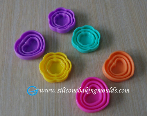 Cute shape multifunctional OEM/ODM accepted collapsible silicone fold cup