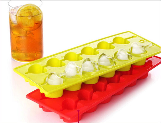 Bpa Free Nice Heart Shape Soft  silicone ice cube trays High and low temperature resistance