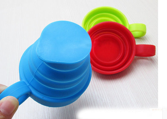 6 Oz Travel Camping Mug Easy Storage Silicone folding cup of silicone handle
