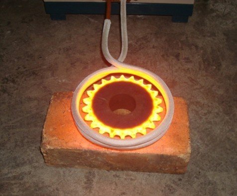 high efficiency 100KW Induction Heating Equipment Machine For Gear Quenching , 360V-520V
