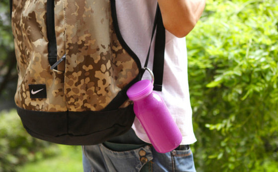 Healthy Eco Squeeze Silicone Water Bottle Reusable 450ml For Travelling , Customized