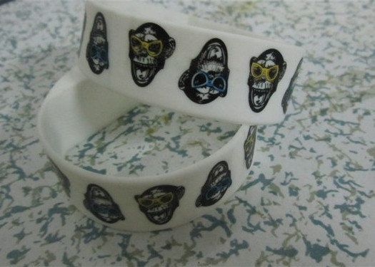 Fashion White Digital Silicone Wristband Watches with Water Resistant 3ATM
