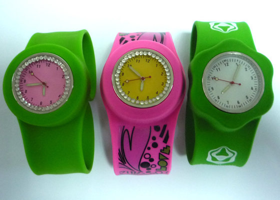 OEM Four Printing Color Rhinestone Slap Silicone wristband Watches for Youth