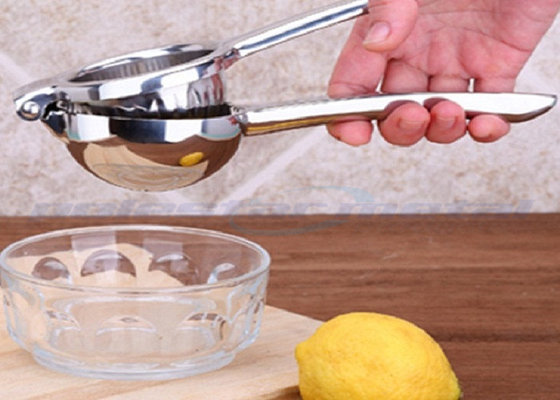 Professional 304 Stainless Steel Lemon Squeezer with Silicone Handle Lemon Juice Press