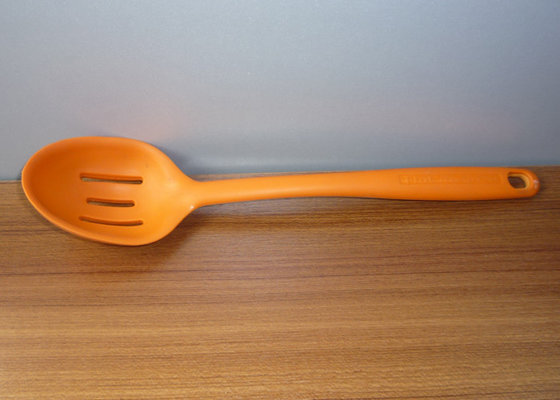Eco-friendly & Non-toxic Silicone Slotted Spoon, OEM / ODM Customed Service Offer