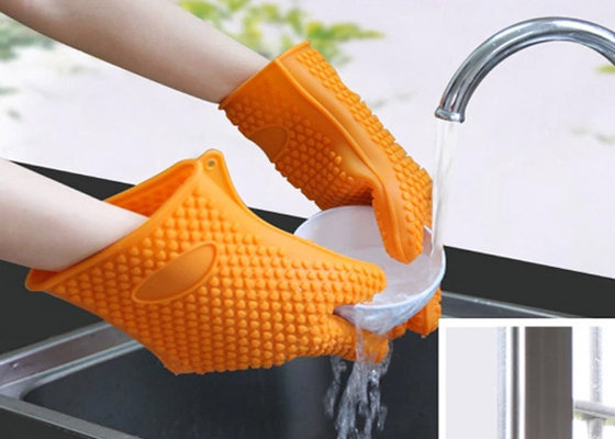 Five Finger Food Grade Silicone Gloves for Kitchen / Silicone Cooking Gloves
