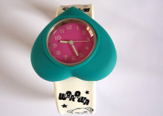 Heart shape silicone sport slap bracelet watch with ergonomic design 280*30*2mm