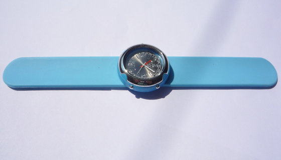 OEM custom big silicone snap on watch / slap bracelet watch with factory price