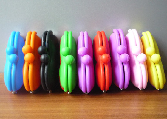 Fashion Silicone Purse With Heart Shape