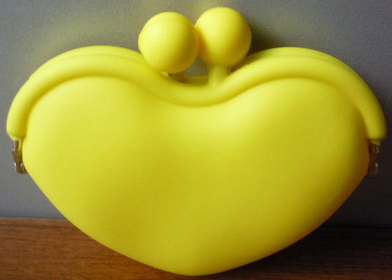 Eco - Friendly Colorful Silicone Coin Purse Novelty Wallet Pouch For Teenagers