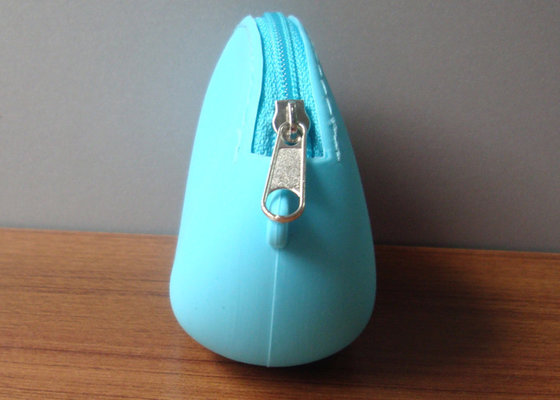 100*75*40mm PMS Color Silicone Coin Purse With Blue Zipper Pouch