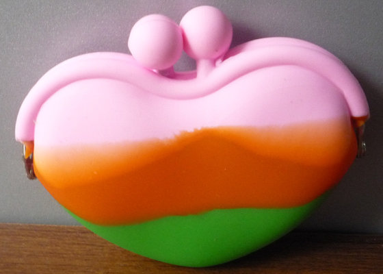 Fashion Blended Color Heart Shape Silicon Coin Purse For Women