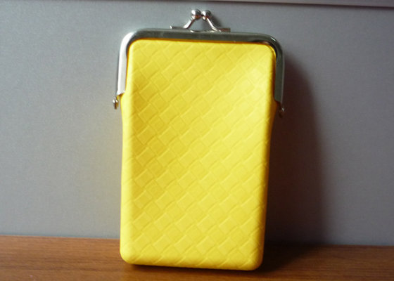 Metal Frame Silicone Coin Purse , Unbreakable Glasses Bag