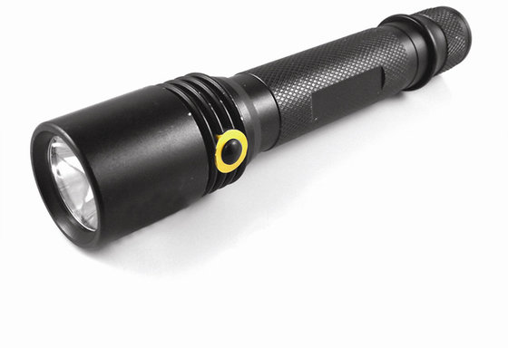 Portable Black 1 LED 3 AAA LED Flashlight ND173021-1W for Family Use