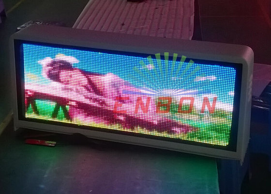 6mm Mobile dynamic taxi LED Sign Two sided 27777 dots / sqm 16.5 KG 1R1G1B