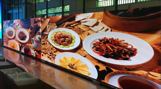 8K UHD Small Pixel P1.92mm Die Cast Aluminum Digital Video Display 400x300x75mm