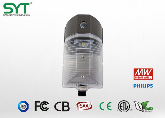 Modern Pure White Color LED Wall Pack Lights With Photocell > 2600Lm Luminous Flux