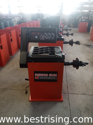 Car workshop used digital display wheel balancer automotive workshop equipment