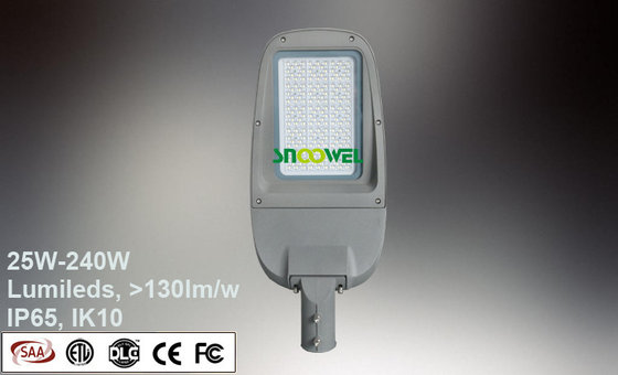 China 5000k Color Outdoor LED Street Lights Long Lifespan High Lumen Efficiency supplier