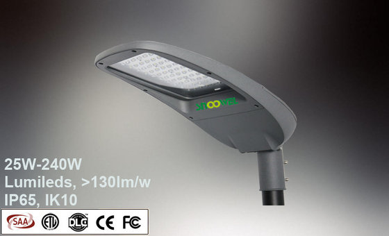 Cobra Head Outdoor Street Lamps Adjustable Mounting Angle For Horizontal Poles supplier