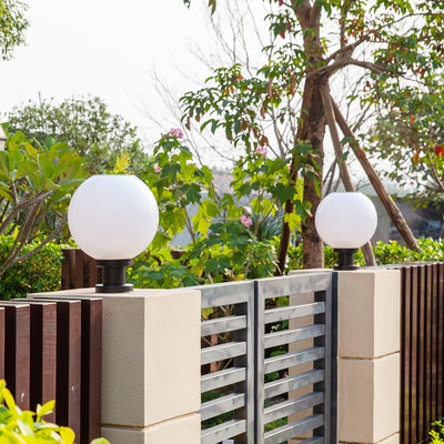 wholesale solar pillar light new fashion wholesale decorative waterproof pillar kit solar light for garden supplier