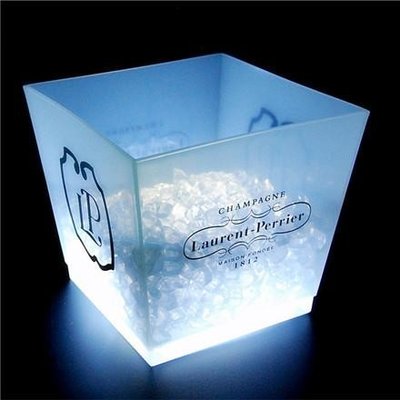 2017 New design  plastic  Led colour changing ice bucket square shap with large volume