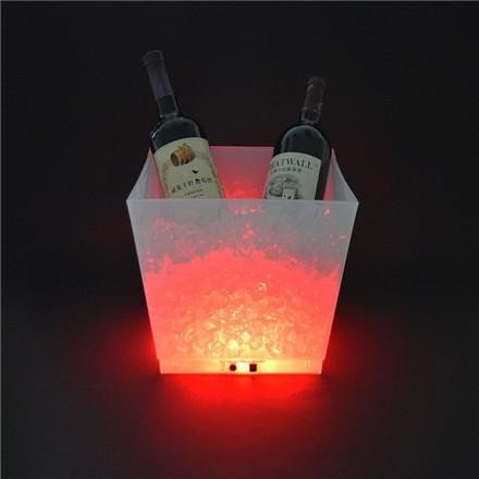 2017 New design  plastic  Led colour changing ice bucket square shap with large volume