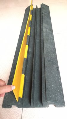 2 channels 5 channels Cable Sink Cable protector Stage Light