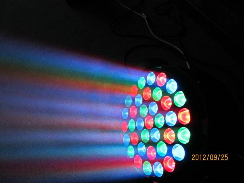Beam 37*3W CREE RGB LED Moving Head Light for Disco Club Stage Show Weddings