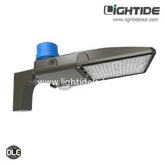 China DLC QPL 150w LED Parking Lot Lights With Photocell, 100-277vac,10 years Warranty supplier