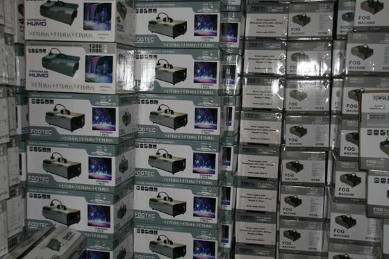 Remote Control Stage Effects Machine / Wireless Stage Fog Machine Professional Stage Equipment