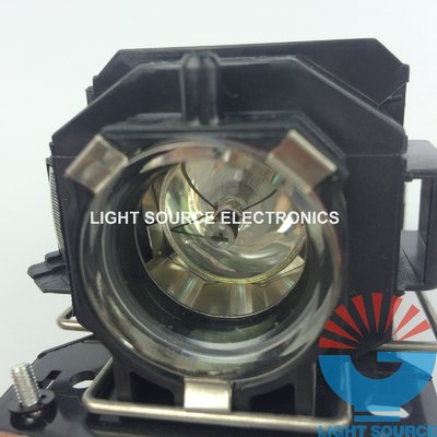 DT00821 Module  Lamp For Hitach Projector CP-X264  CP-X3  CP-X3W  CP-X5  CP-X5W